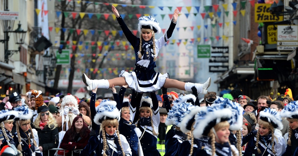Carnaval pelo mundo - Fotos - UOL Notícias