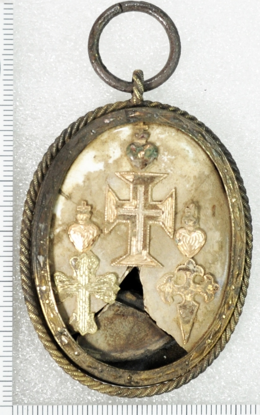 Fotos: Estudo da USP exuma restos mortais de Dom Pedro 1º e de suas ...