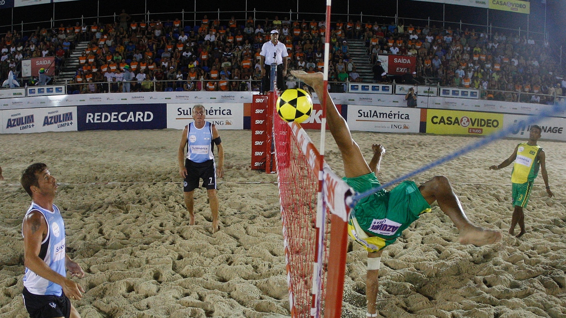 Fotos: Mundial de futevôlei 4x4 no Rio - 10/03/2013 - UOL Esporte