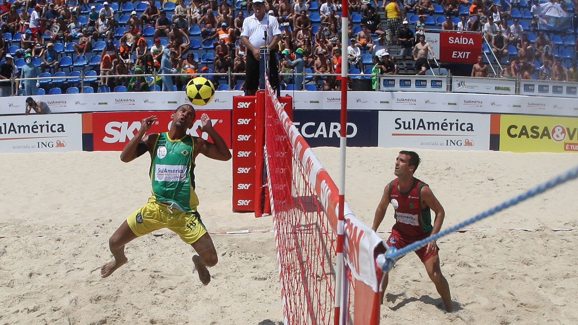 Fotos: Mundial de futevôlei 4x4 no Rio - 10/03/2013 - UOL Esporte