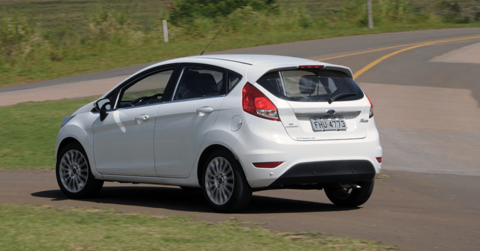 Fotos: New Fiesta Titanium 1.6 Powershift - 18/04/2013 - UOL Carros