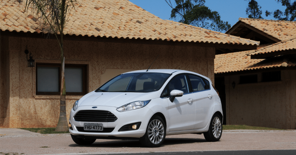 Fotos: New Fiesta Titanium 1.6 Powershift - 18/04/2013 - UOL Carros