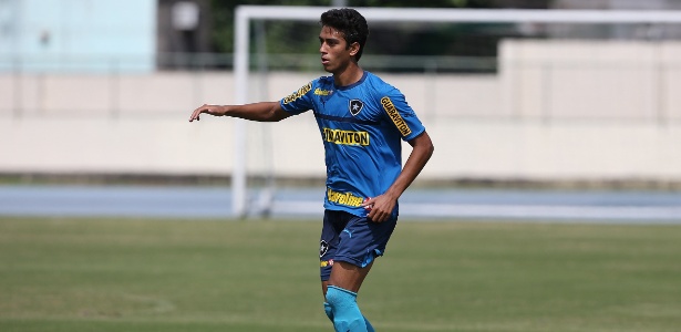 Ex-Botafogo, Lucas Zen quer o primeiro título pelo Brasiliense - 05/05 ...