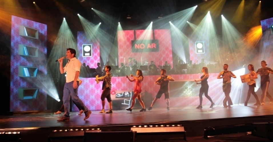 Fotos: Ensaio de "Daniel 30 Anos - O Musical" - 23/04/2013 - UOL ...