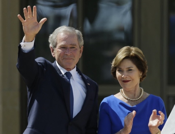 Fotos: Museu dedicado a oito anos de mandato de Bush é inaugurado nos ...