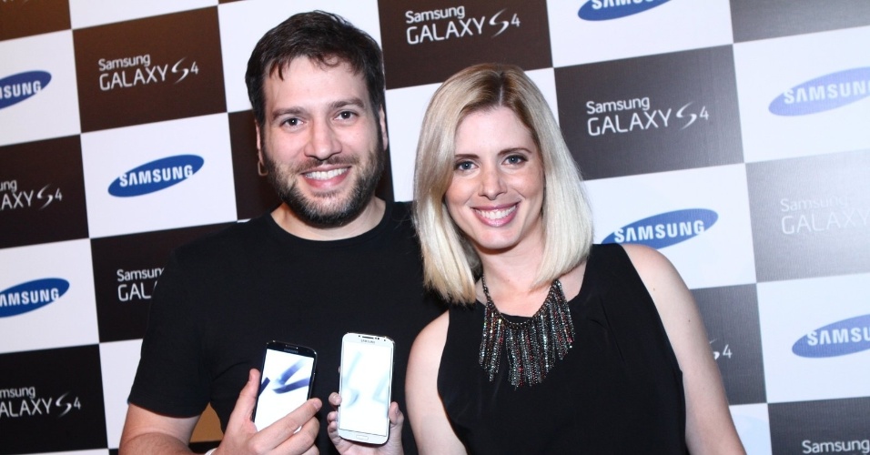 Elenco de "Salve Jorge" e famosos vão a lançamento de celular no Rio ...