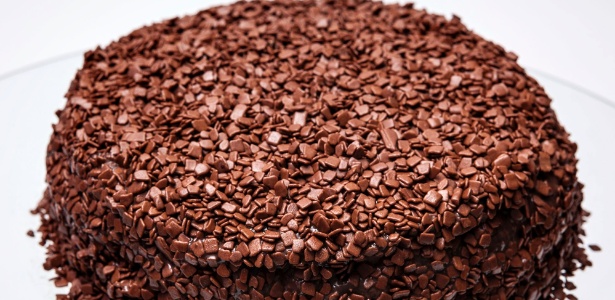 Bolo de Brigadeiro: Receita, Como Fazer e Ingredientes