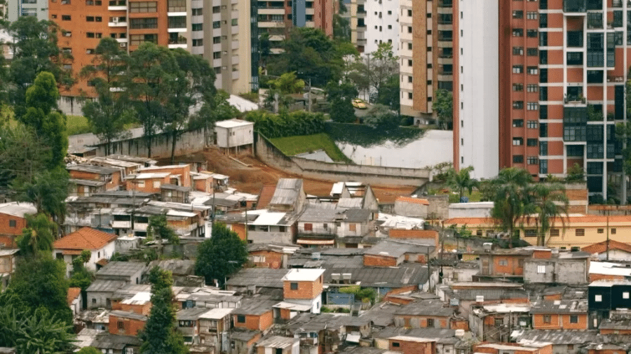 Desigualdade de renda cai no Brasil, diz relatório