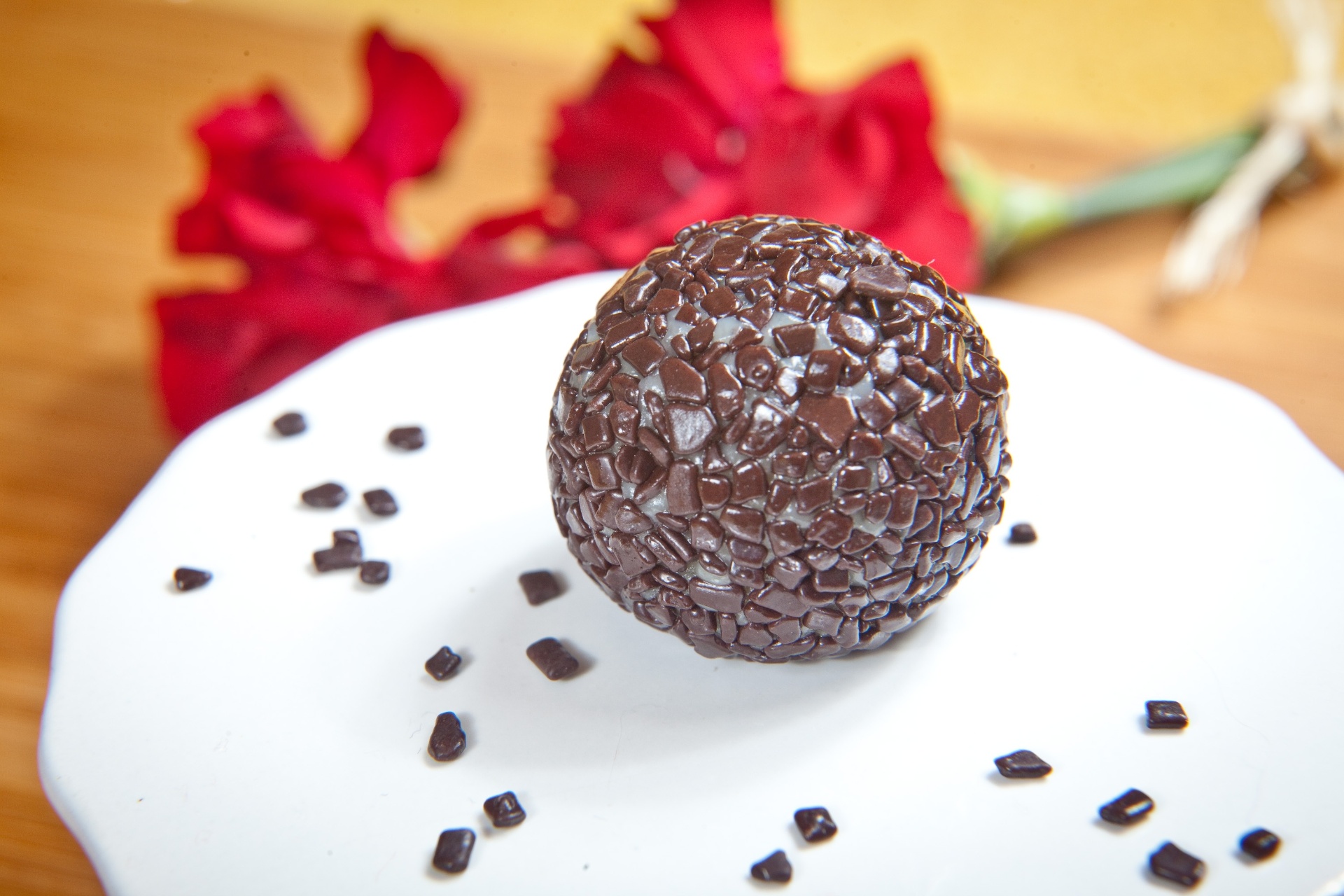 Fotos: Veja como fazer uma receita de beijinho recheado com cranberry ...