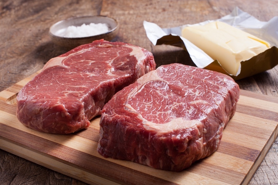 Fotos: Bife ancho fica uma delícia chapeado na manteiga; aprenda como ...