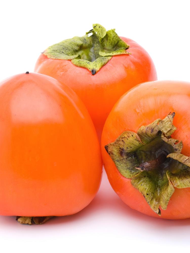 Elimina colesterol, reduz pressão e reforça imunidade: benefícios do caqui