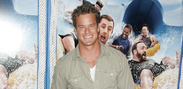 Alec Musser sofria com complicações de caso severo de covid, diz noiva