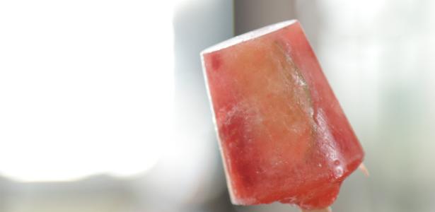 5 receitas para fazer picolé em casa - 12/01/2019 - UOL Nossa