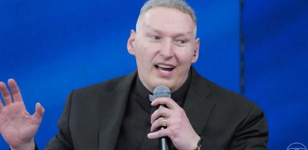 Padre Marcelo Rossi mostra antes e depois do corpo após depressão