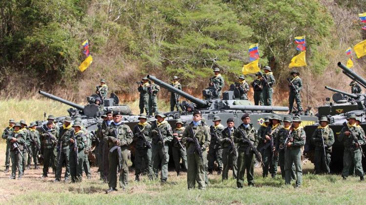 Indefinição, fragmentação e traição: há riscos de guerra civil na Venezuela