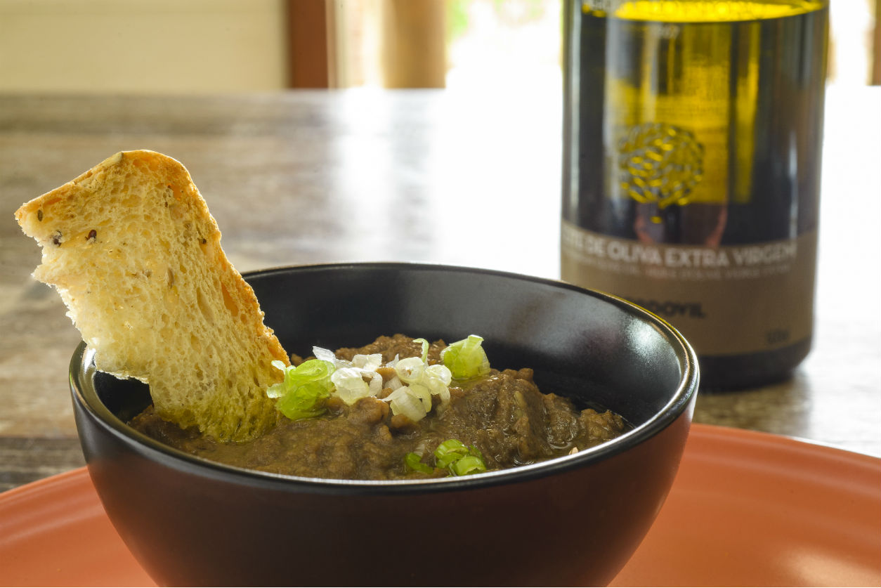 Patê de lentilha é rico em proteínas e saboroso - UOL VivaBem