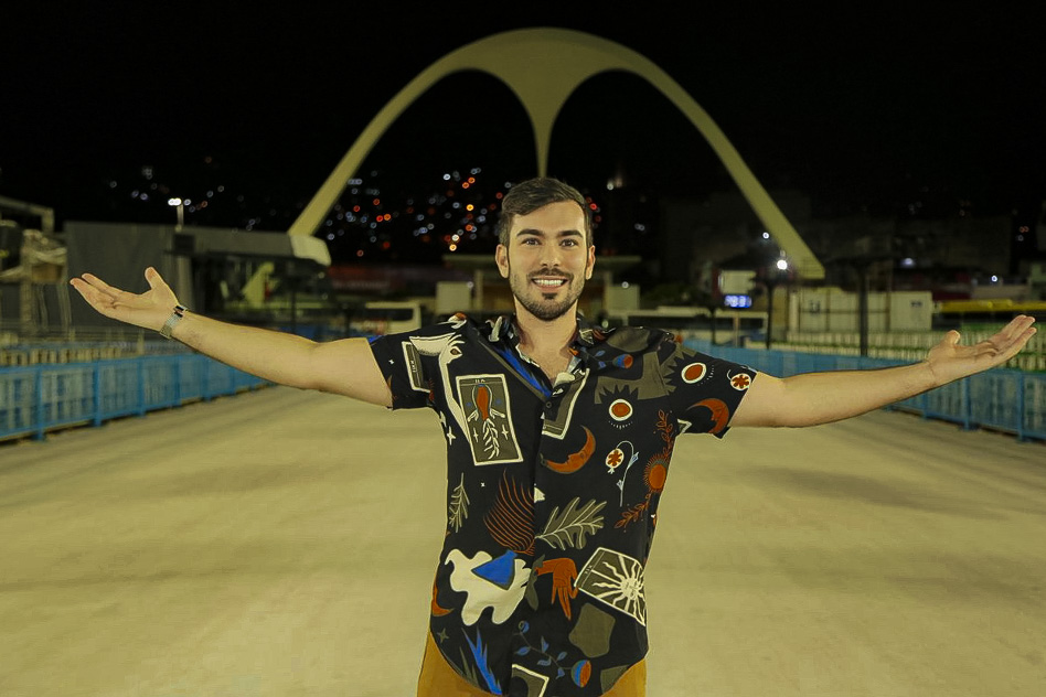 Alan Victor volta à Sapucaí com força total - Blog Amaury Jr. - BOL