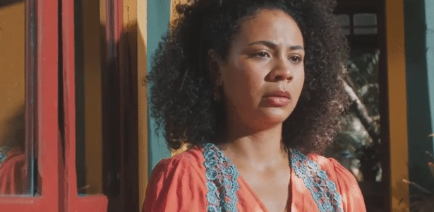 Após descobrir sobre Ademar, Sônia decide conversar com Júlio