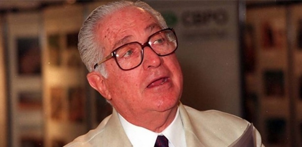Morto aos 93 anos, empresário Norberto Odebrecht é enterrado em ...