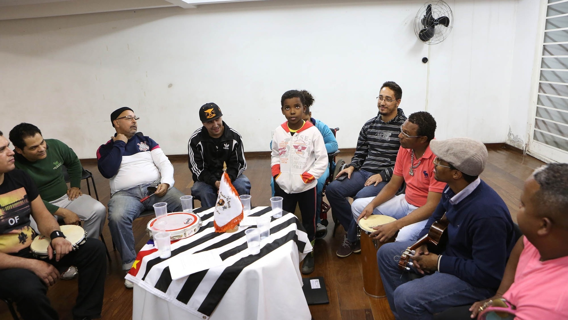 Conheça o Samba do Congo, na Brasilândia, em São Paulo - Notícias - BOL