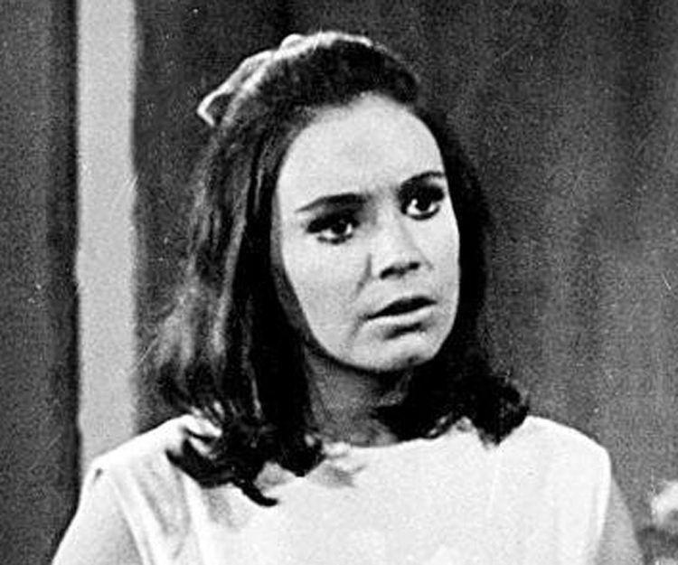 Fotos: Relembre a trajetória da atriz Regina Duarte - 04/02/2013 - BOL BOL