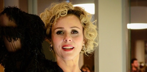 14 famosos que a gente acha que nasceram em um país, mas são de outro ...