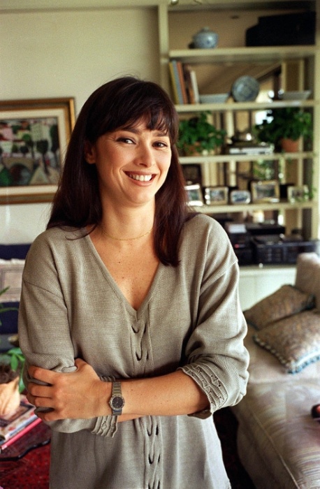 Relembre momentos da carreira da atriz Myrian Rios - BOL Fotos - BOL Fotos