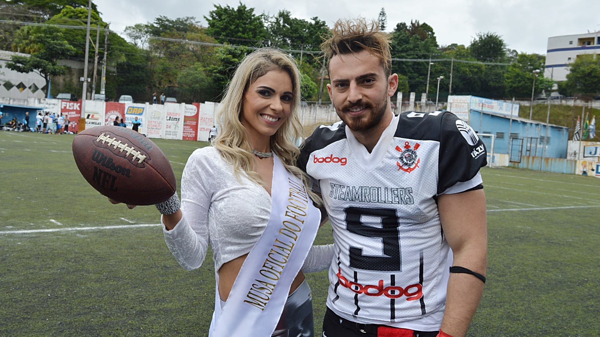 Fotos: Modelo Fernanda Martinelli recebe o título de Musa do Futebol ...