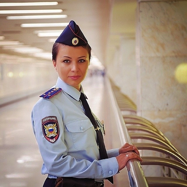 Fotos: Belas policiais russas são destaque em conta no Instagram - 04 ...