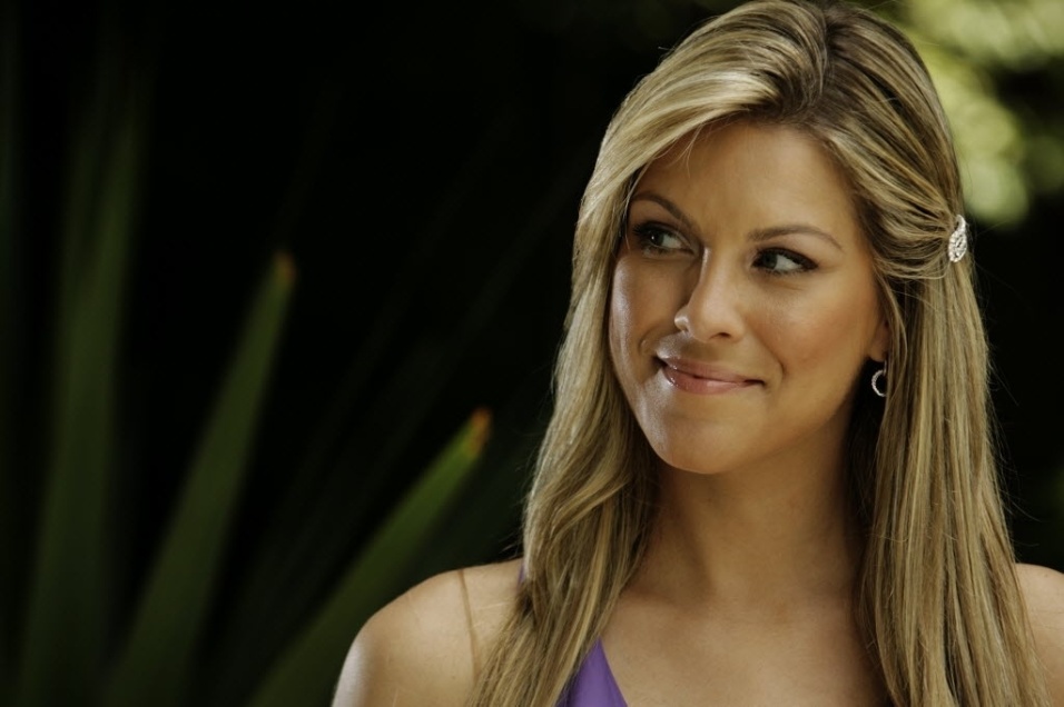 Confira a trajetória da modelo, miss e apresentadora Renata Fan - BOL ...