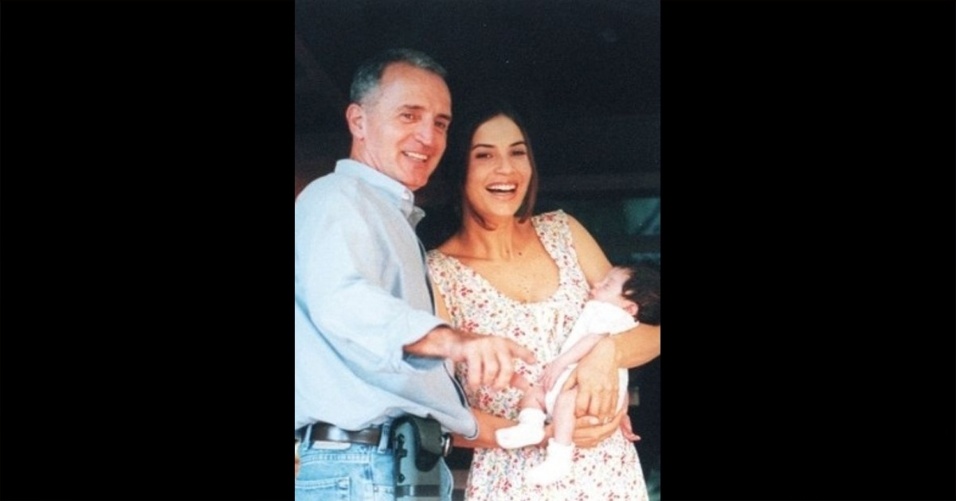 Fotos: Trajetória da atriz Isadora Ribeiro - 11/06/2012 - BOL BOL