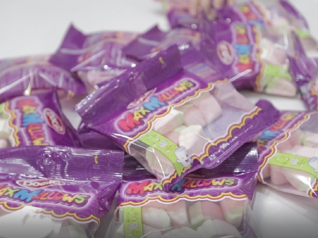 De dar água na boca! Saiba como são feitos os coloridos marshmallows ...