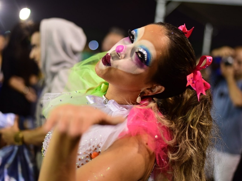 Fotos: Confira fotos da modelo e apresentadora Gil Jung - 07/08/2015 ...