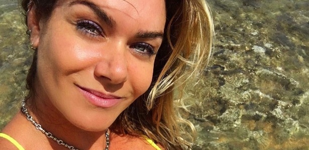 Luize Altenhofen pega onda e exibe suas curvas em Fernando de Noronha ...