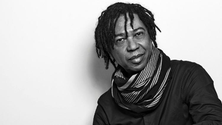 Dez curiosidades sobre a vida e a carreira de Djavan - Listas - BOL
