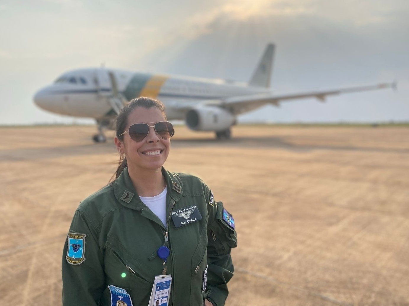 Piloto De Caca Feminino Foto De Piloto De Caça Feminino E Mais Fotos