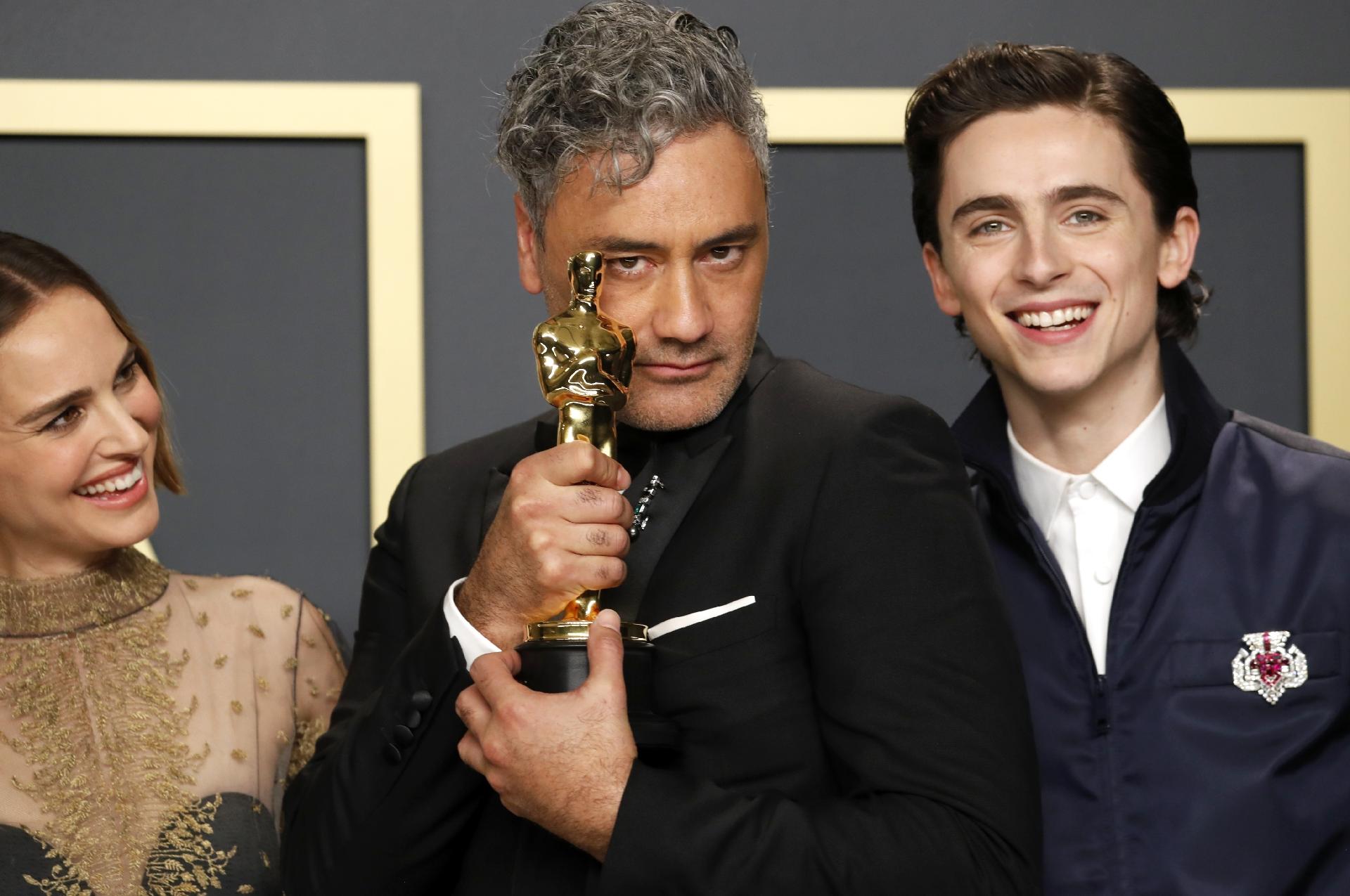 Joaquin Phoenix vence o Oscar de melhor ator por "Coringa" - 10/02/2020 ...