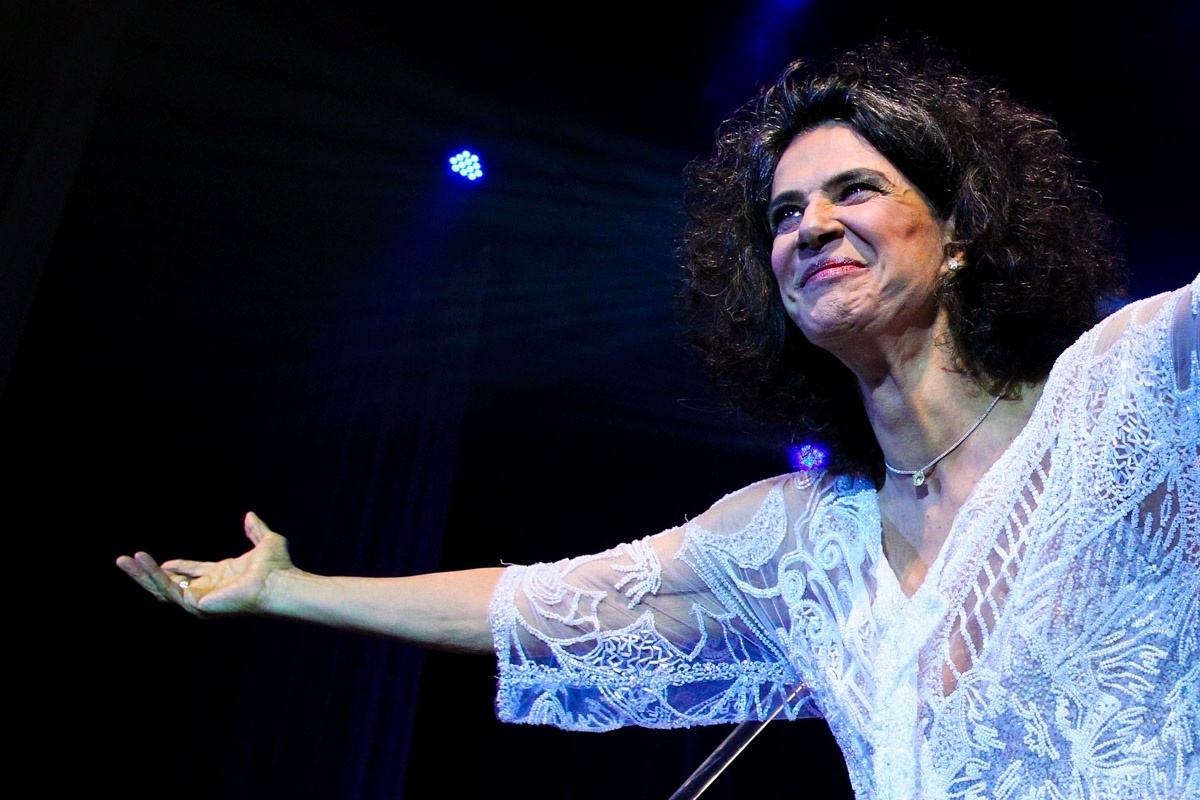 Fotos: Simone (show em São Paulo - out/2015) - 17/10/2015 - UOL ...