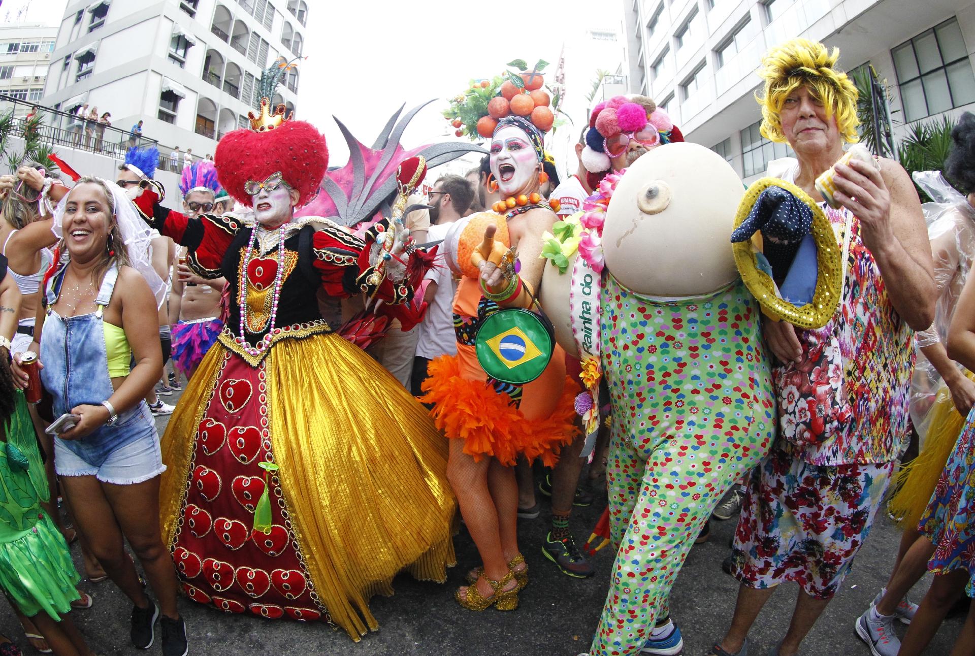 Fotos: Boneca 'Homem-maravilha'? As fantasias mais engraçadas do ...