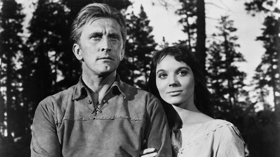 Atriz italiana Elsa Martinelli morre aos 82 anos - 08/07/2017 - UOL ...