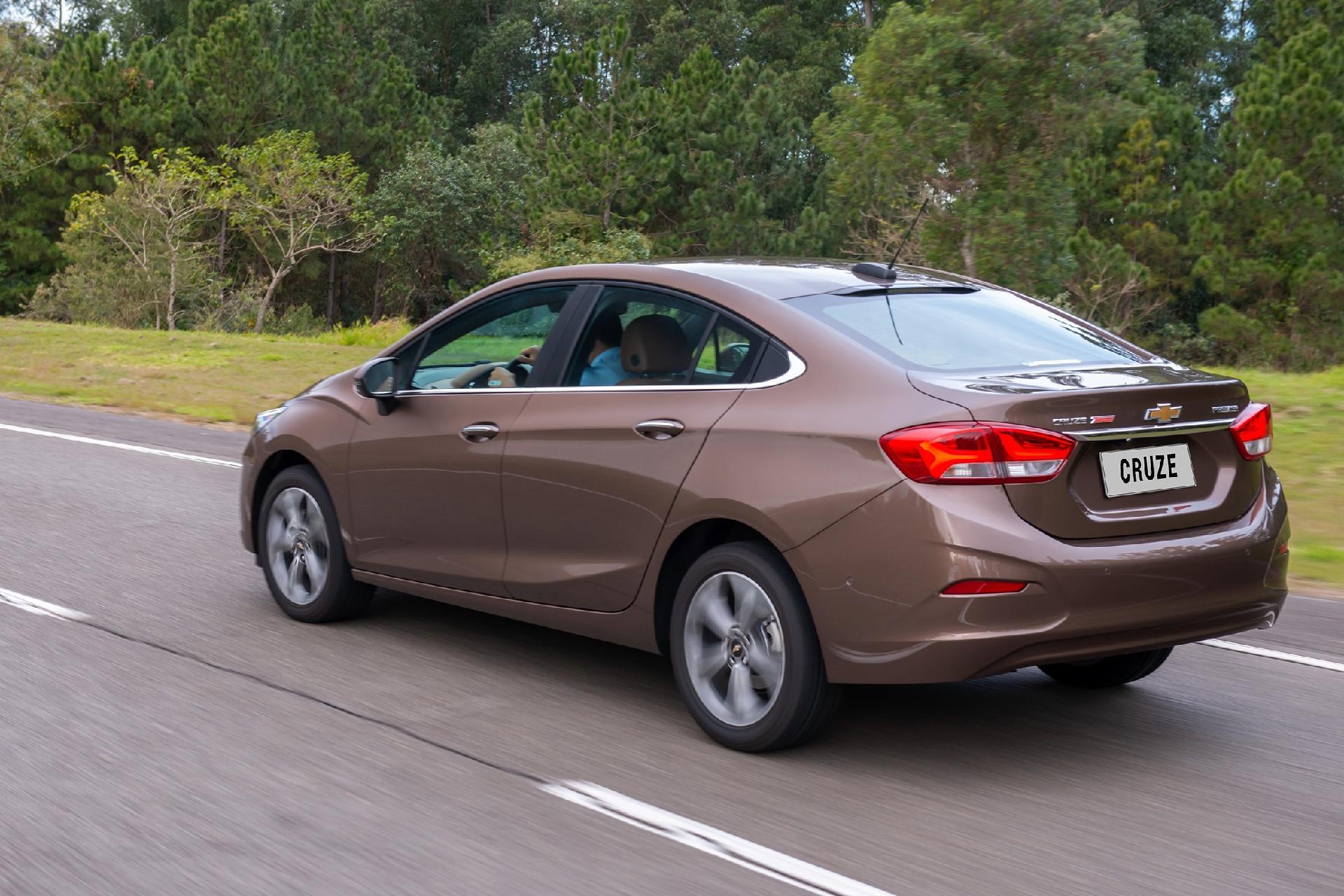 Chevrolet Cruze 2020 chega com novo visual e internet 4G por R$ 122.790