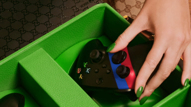Gucci lança versão especial do Xbox Series X por R$ 55 mil, veja