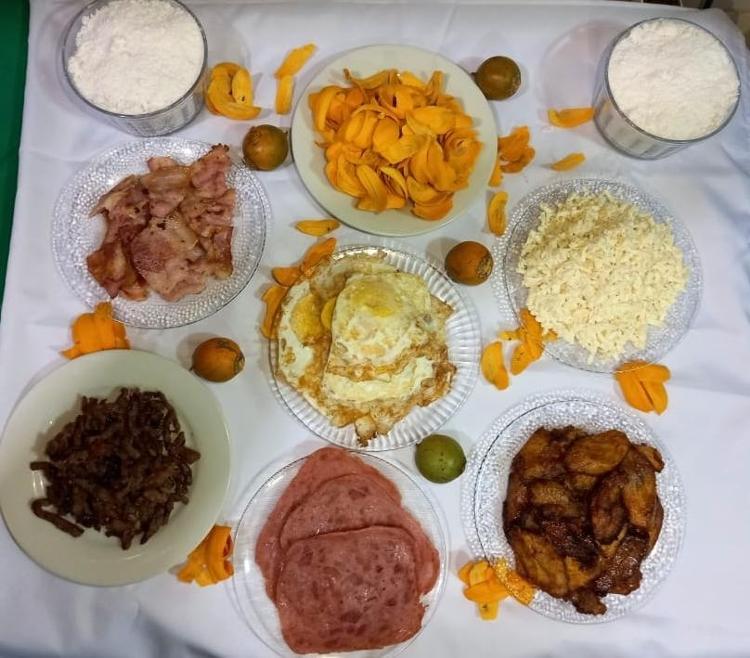 Tapioca gigante com queijo, carnes, ovo e frutas vira atração em Manaus ...