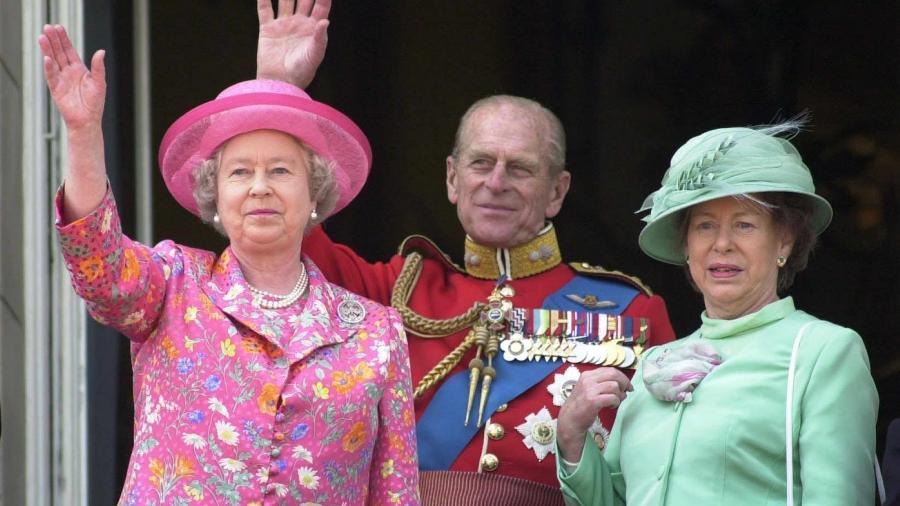 Princesa Margaret cortou cocô com faca de bolo, diz ex-nora