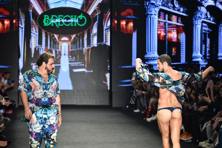 SPFW supera a moda sombria da pandemia e traz celebs 'com significado' - 30/05/2023 - UOL Nossa