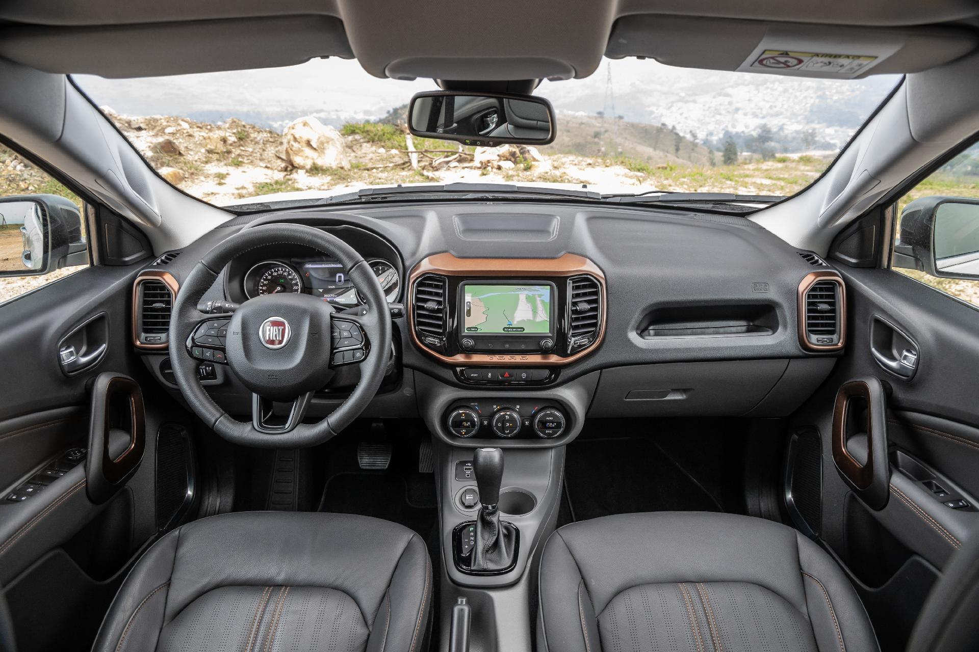 Veja como é a Fiat Toro 2020 Volcano flex