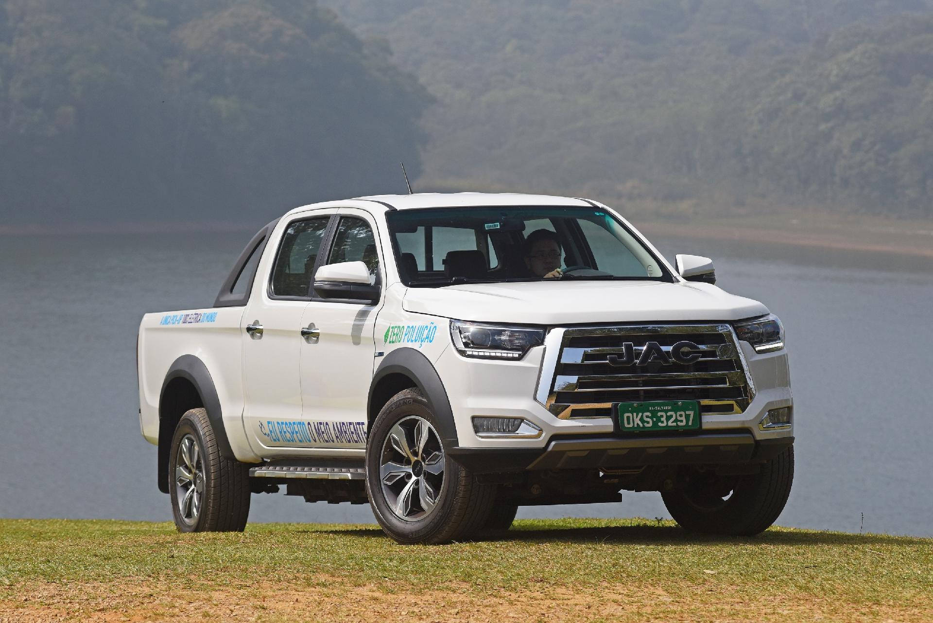 Fotos: Avaliação: conheça a JAC iEV 330P, a 1ª picape elétrica do mundo ...