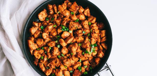 Frango em cubos refogado: Receita, Como Fazer e Ingredientes