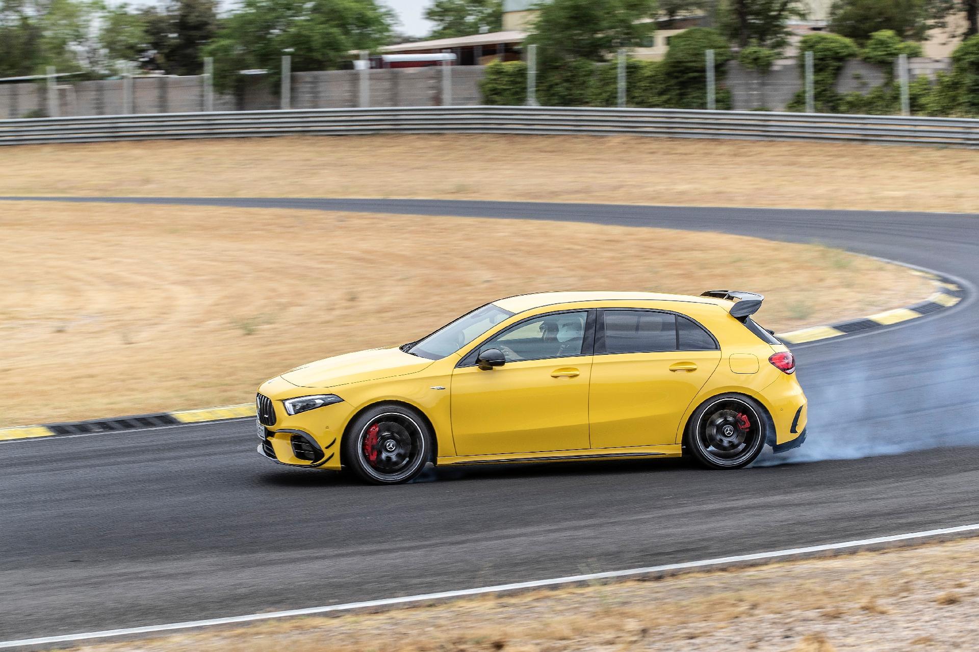 Mercedes-AMG A 45: testamos o motor 2.0 mais potente do mundo - 30/07 ...