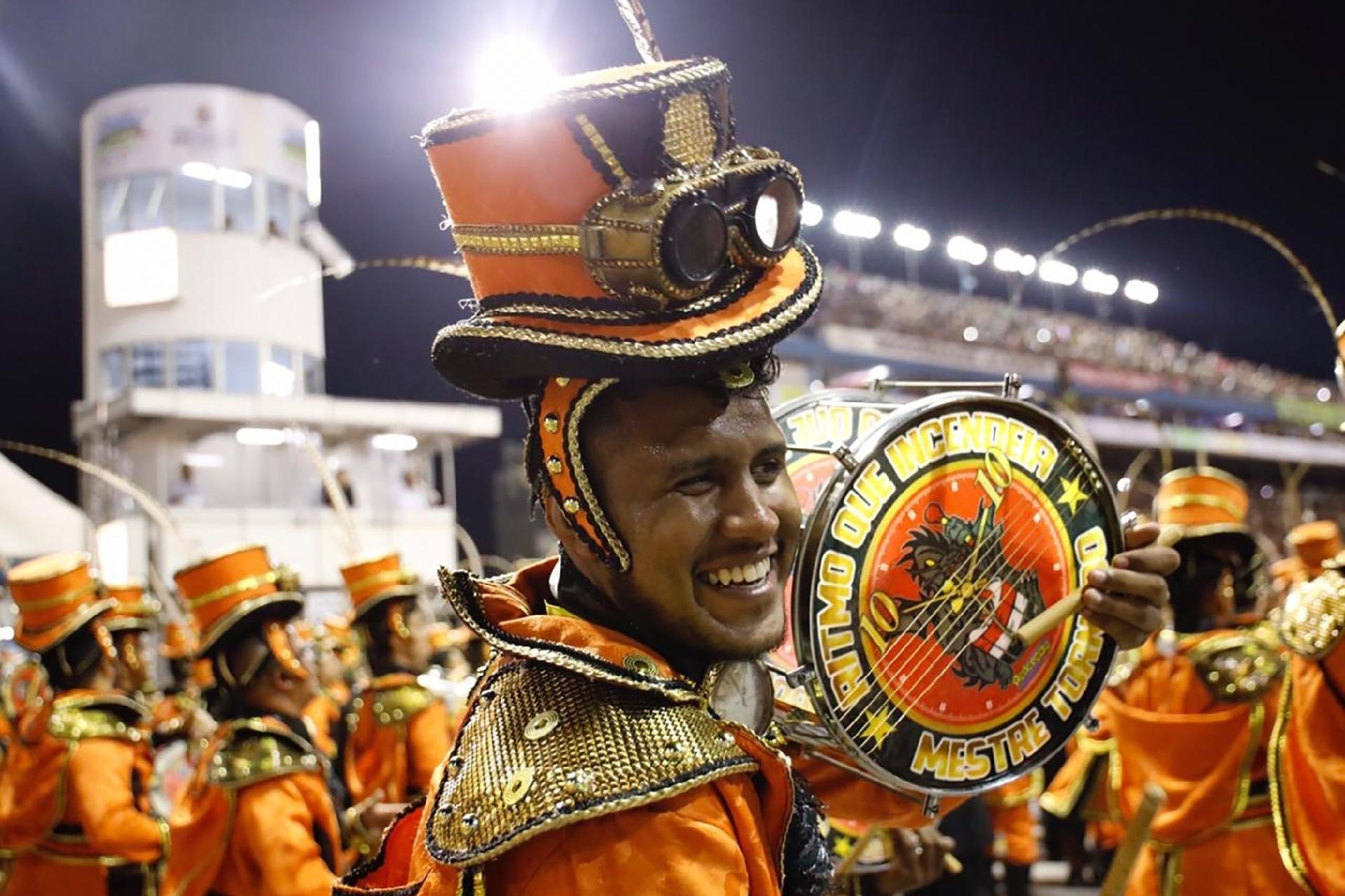 Veja as fotos do desfile da Dragões da Real no Carnaval 2019 - São ...